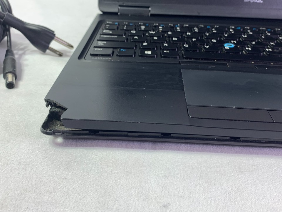 Dell Latitude 5580 15.6" i7-7600U 2.80GHz 4GB RAM NO HD Laptop Poor ...