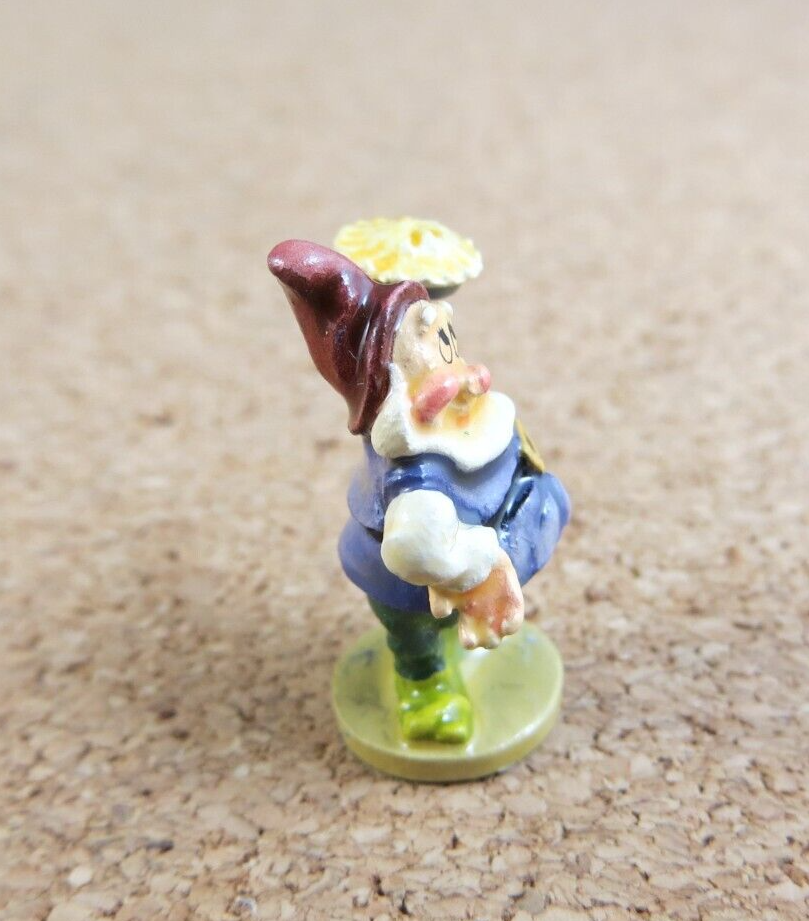 1987 Goebel Miniature Disney's Snow White Mini Figurine S-4 Happy Dwarf ...