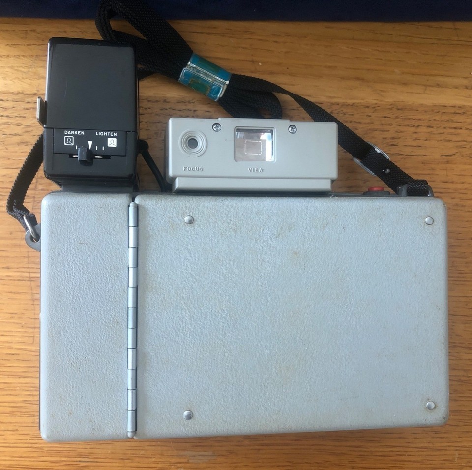 Vintage Polaroid 420 Automatic Land Camera With Flash & Case | eBay