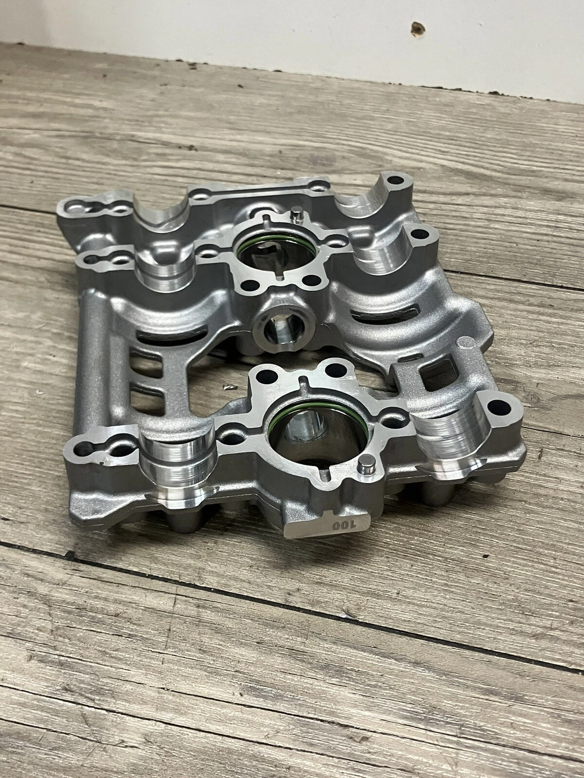 KTM 790 ADVENTURE CYLINDER HEAD CAM MOUNT LOW MILES