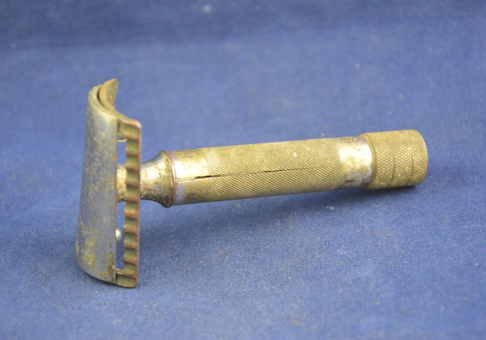 GERMAN WW2 WEHRMACHT SOLDIER SAFETY RAZOR Huveso DRGM WAR RELIC | eBay