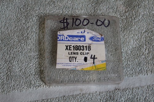 FORD XE NOS HEAD LIGHT ADJUSTING CLIPS | eBay Australia