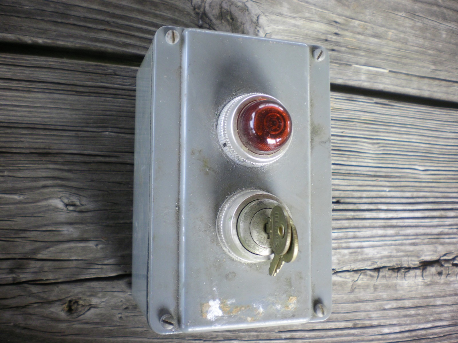 Allen Bradley Co. 600v Locking Rotary Isolation Safety Switch w 2 Keys ...