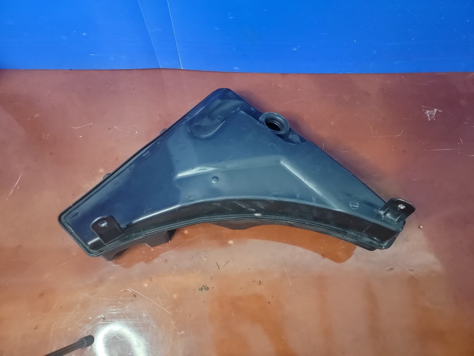 2015-2018 PORSCHE MACAN WINDSHIELD WASHER RESERVOIR BOTTLE 95B-955-451 ...