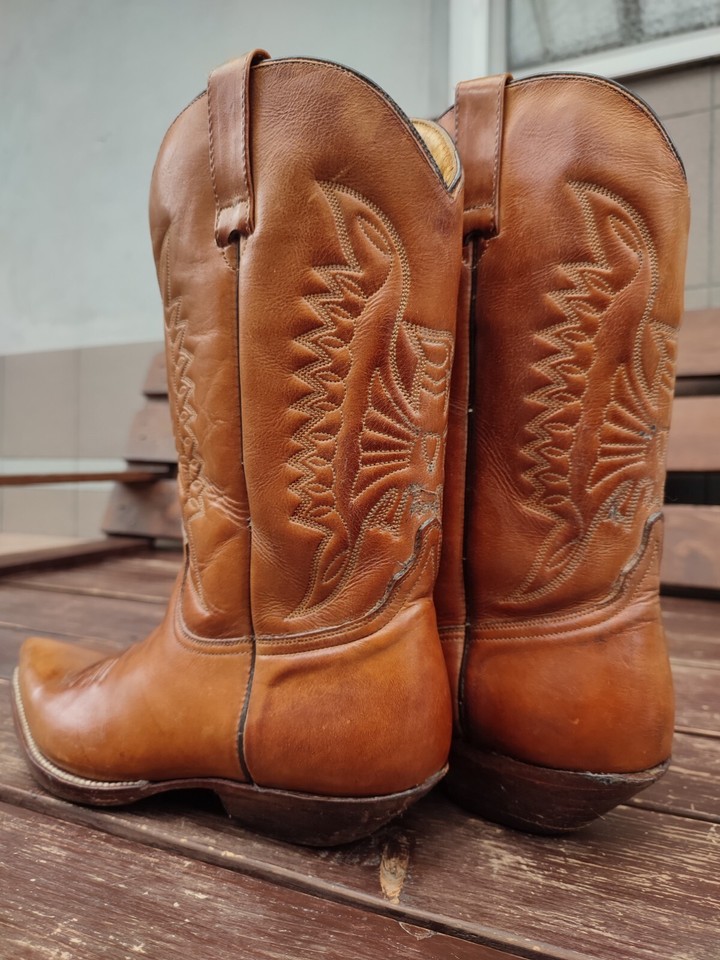 Buffalo Authentic Vintage Brown Leather Western Cowboy / Cowgirl Boots ...