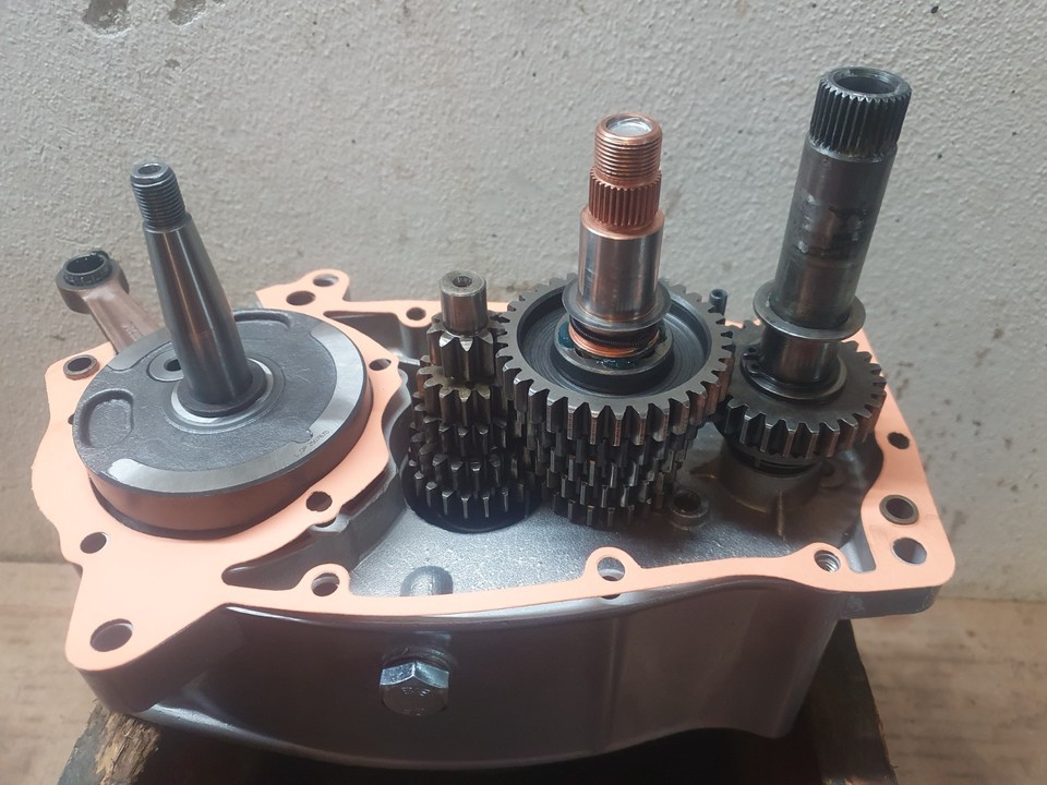 ZUNDAPP MOTOR TYP 284-5 GEARS-KS50,C50-REPAIRED | eBay.de