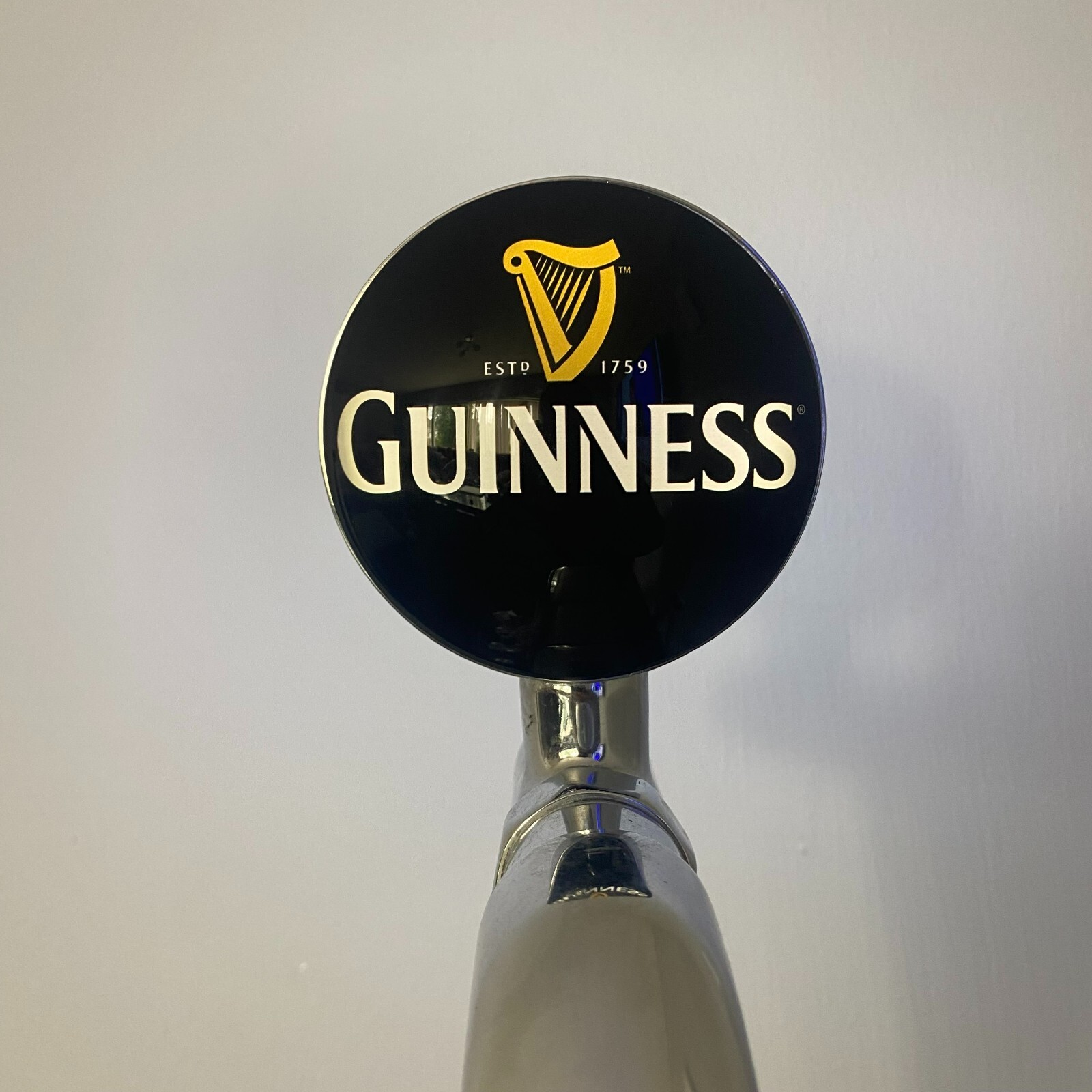 Brand New Guinness Beer Badge! Guinness Lens! Guinness Pump Badge! Frog ...