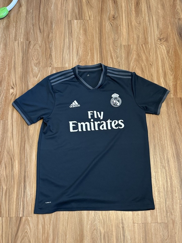 Real Madrid Kit Benzema Size Large Men’s Soccer Jersey | eBay