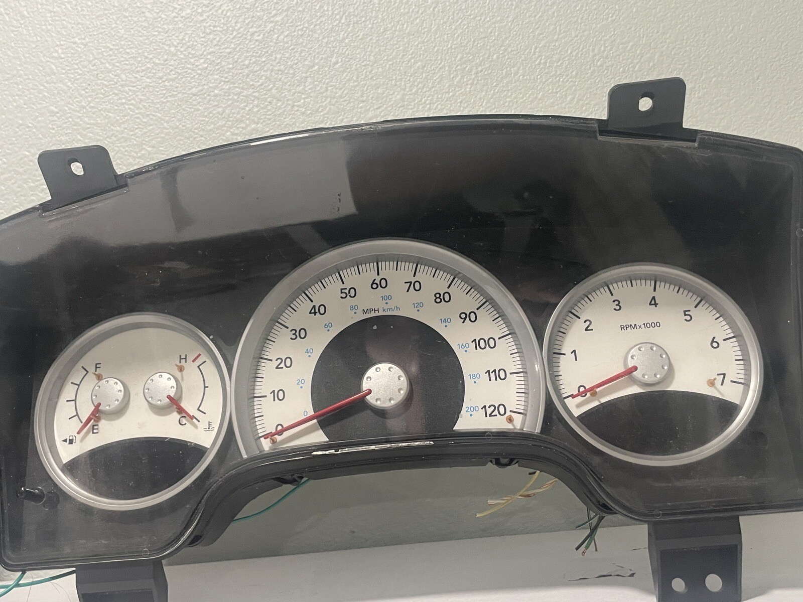 2004 DODGE DURANGO USED DASHBOARD INSTRUMENT CLUSTER Speedometer MPH ...