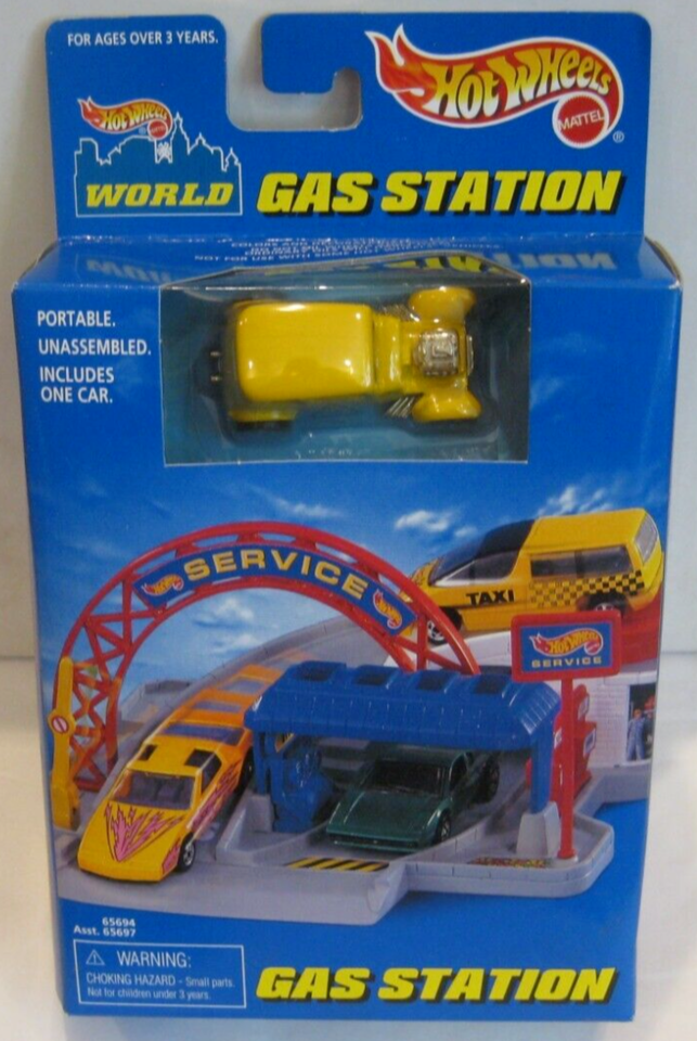 HOT WHEELS GAS STATION PLAYSET w/ EXCLUSIVE CAR~ CORVETTE ON CAR LIFT ...