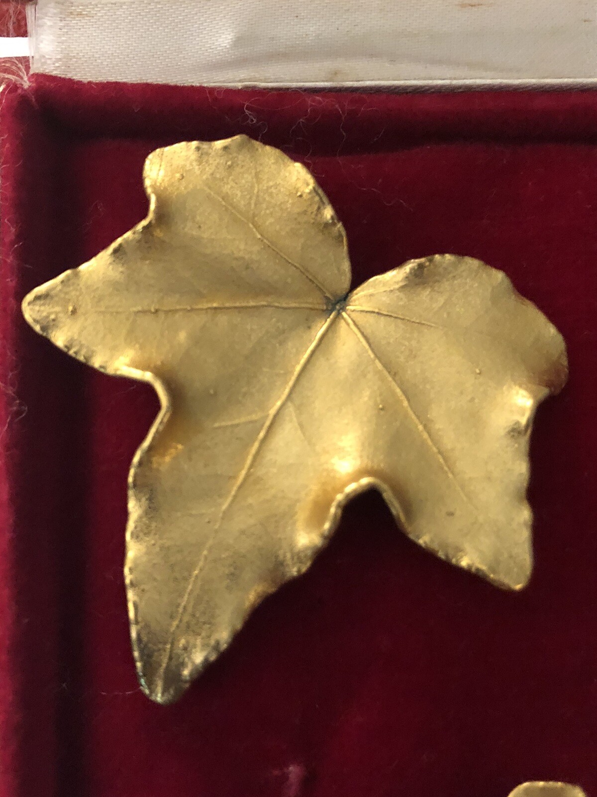 Vintage Denmark Flora Danica Gold Leaf Pin And Earri… - Gem