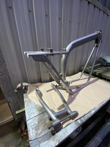 Trackmaster / Star racer Flat track Frame to suit Triumph unit 650 ...