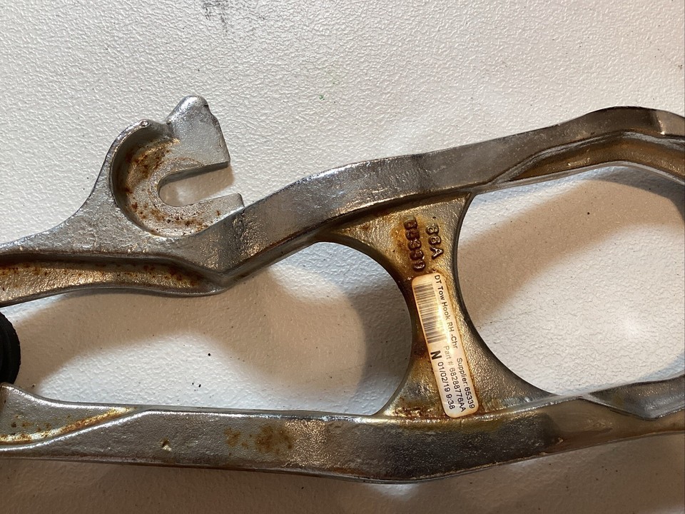 2019-21 RAM 1500 DT CHROME RIGHT FRONT TOW HOOK OEM 68288776AA | eBay