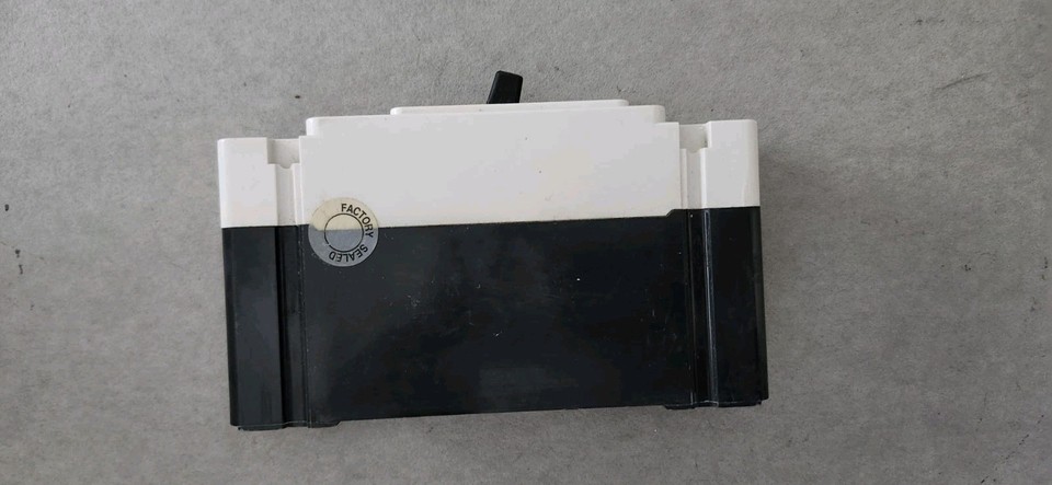 EATON EHD1030 1 POLE 30 AMP CIRCUIT BREAKER | eBay