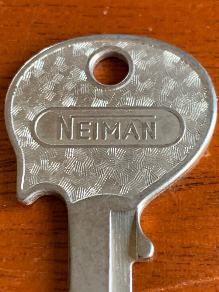 Rare NOS Vintage Ferrari/NEIMAN ignition key blank Fits208 246 275 308 ...