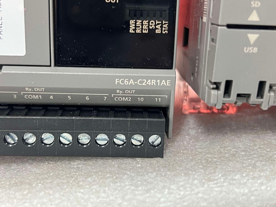 IDEC FC6A-C24R1AE MicroSmart PLC 100-240VAC Relay | eBay