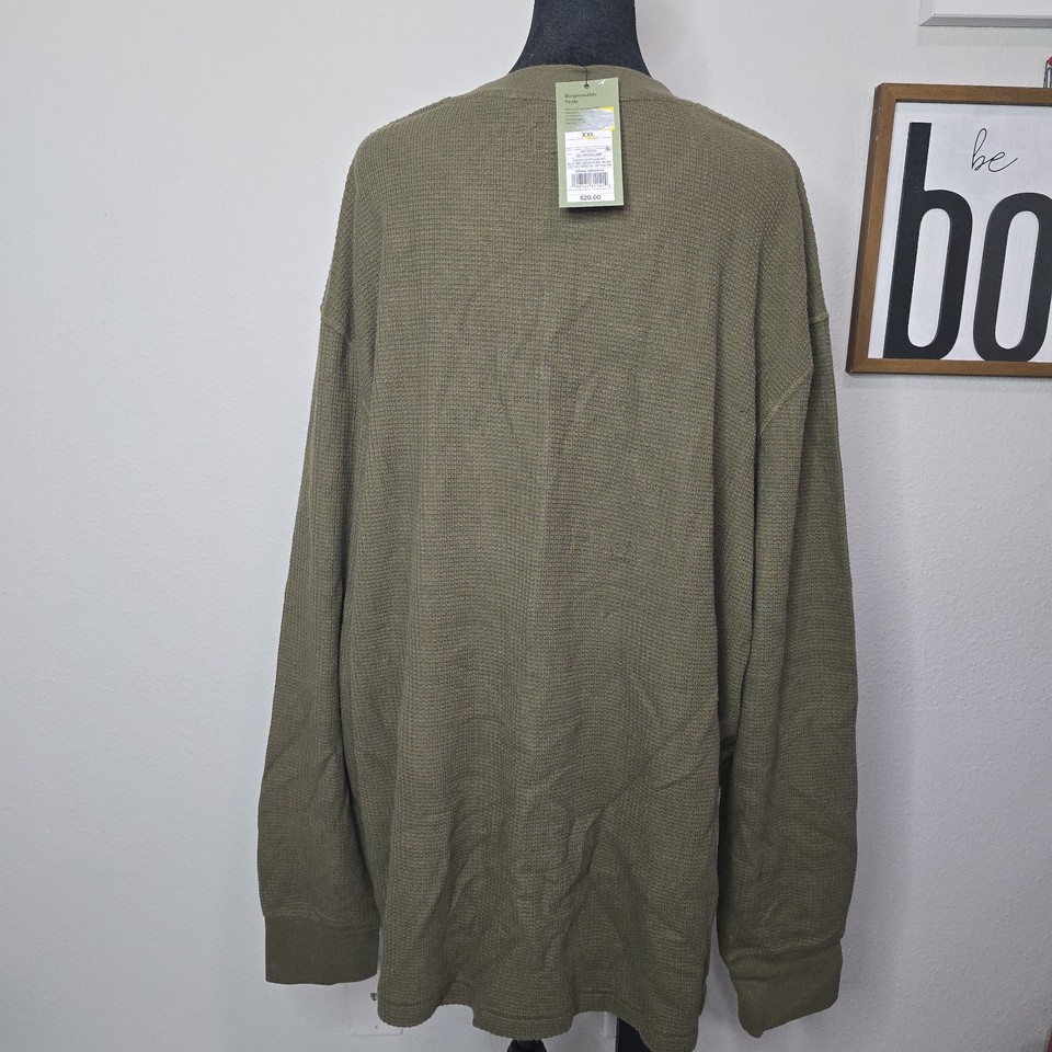Good Fellow XXL Dill Pickle Color Long Sleeve Knit Mens Tee Standard ...