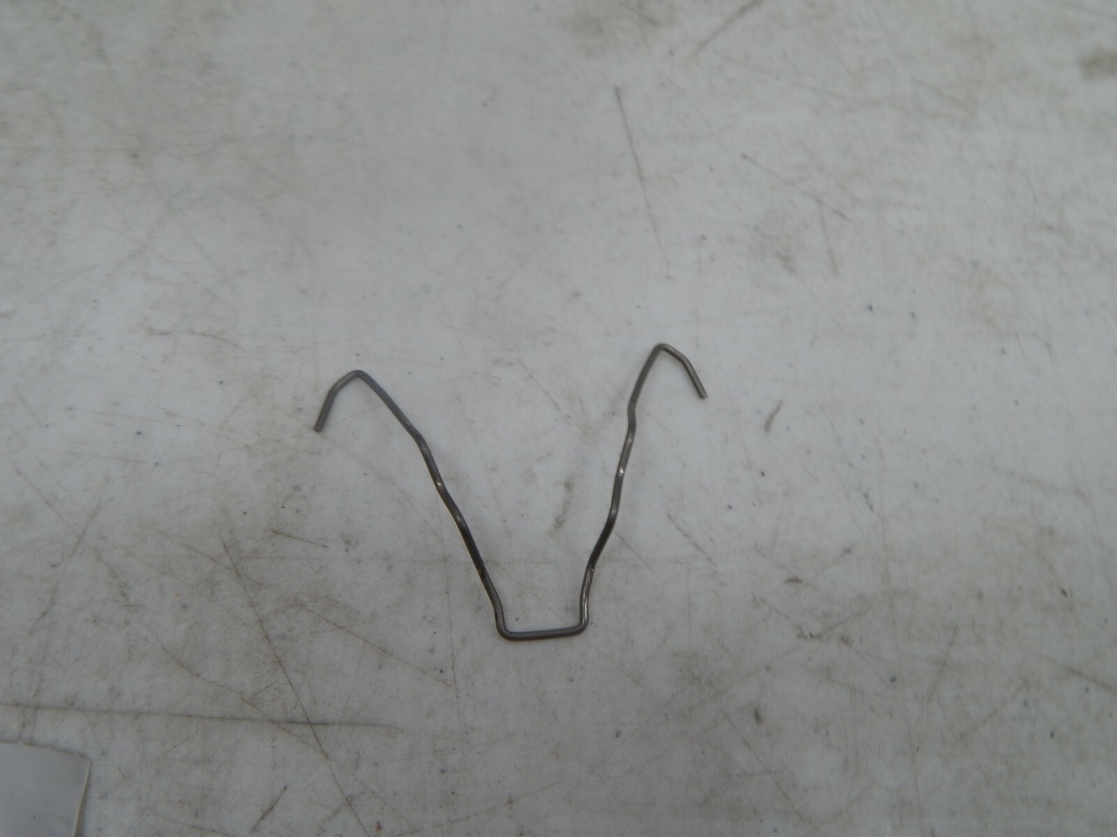 Genuine Harley Burner Retaining Clip Qty 1 P/N: 67685-92 | eBay