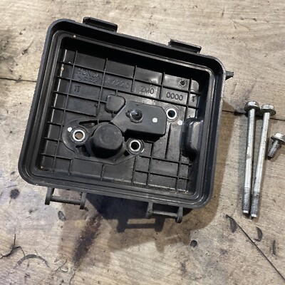 1 x Air Filter Back Plate, 17220 - Honda Mower, GCV135, GCV160, Engine ...