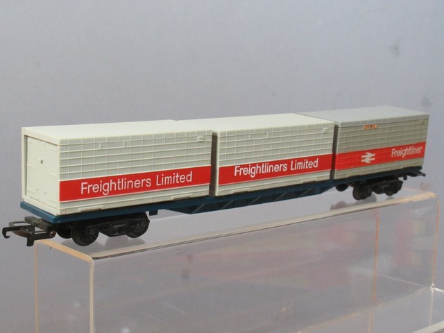 Hornby R633 Freightliner Container Wagon With 3 Containers for sale ...