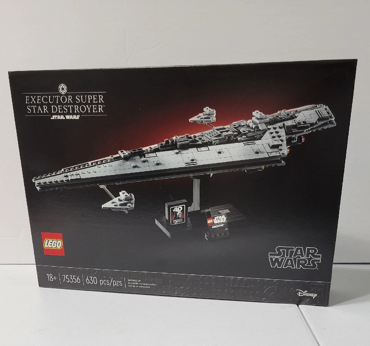 Super Star Destroyer Lego Box