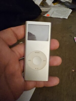 Vintage Apple iPod Nano 2nd Generation 2GB Model A1199 Silver Music ...