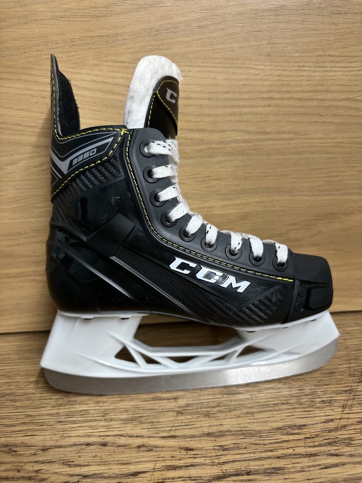 CCM Tacks 9350 Ice Hockey Skates Youth Kids SIZE US 3 - UK 2 - EU 35 ...