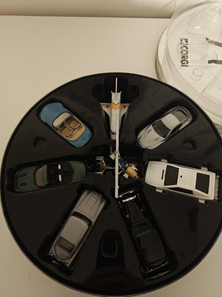 Corgi TY99135 James Bond 007 Collection Film Canister 8-Piece | eBay UK