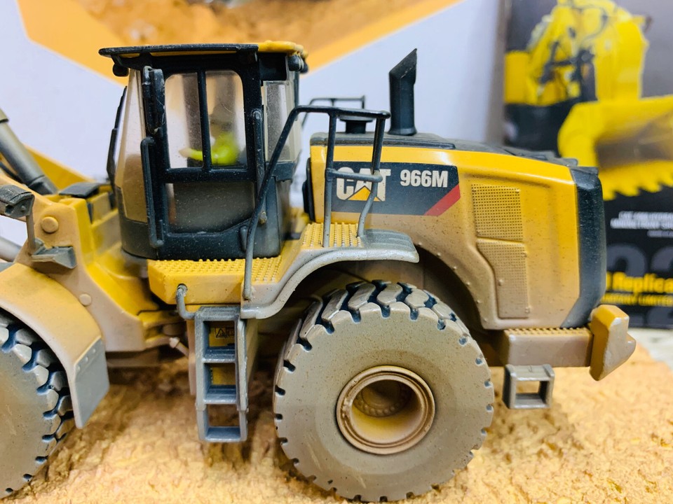 Caterpillar Cat 966M Weathered Medium Wheel Loader 1/50 By Diecast ...