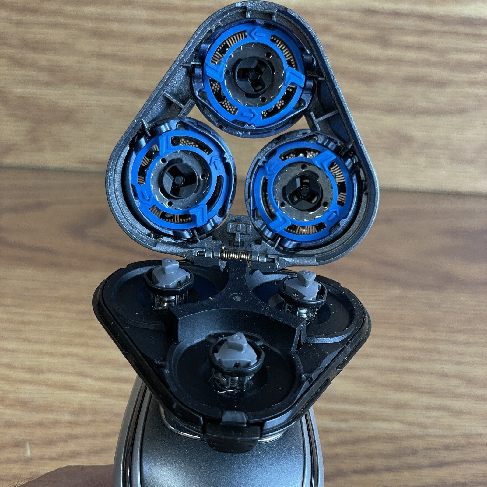 Philips Norelco S6540 Tripleheader Shaver Series 6000 Wet & Dry ...