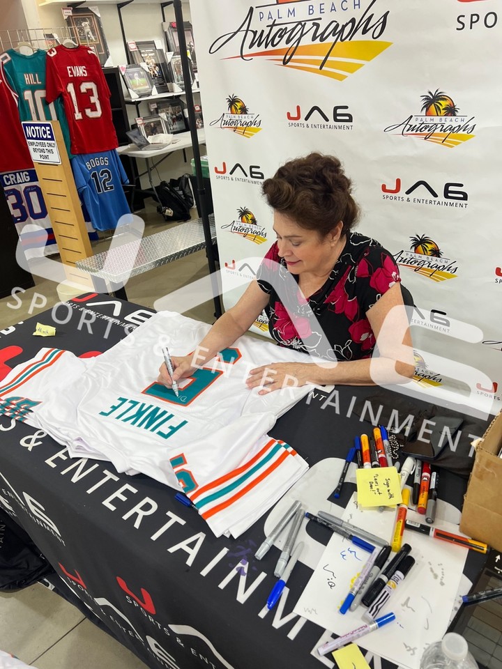 Sean Young signed inscribed jersey Ace Ventura JSA Miami Dolphins Ray ...