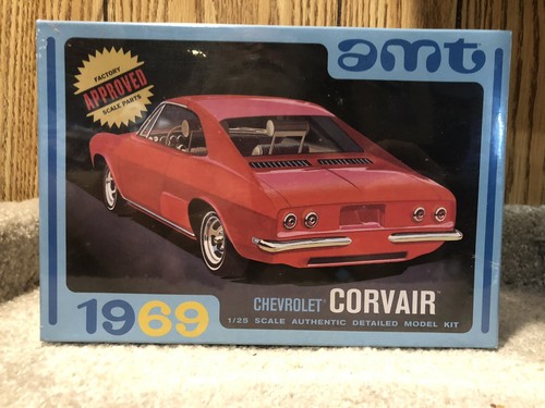 1:25 AMT 1969 Corvair Retro Deluxe Model Kit 2020 Issue Sealed Never ...