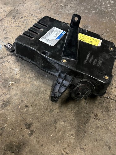 2016-2018 FORD FOCUS ENGINE CONTROL MODULE BRACKET NEW OEM F1FZ-12A659 ...