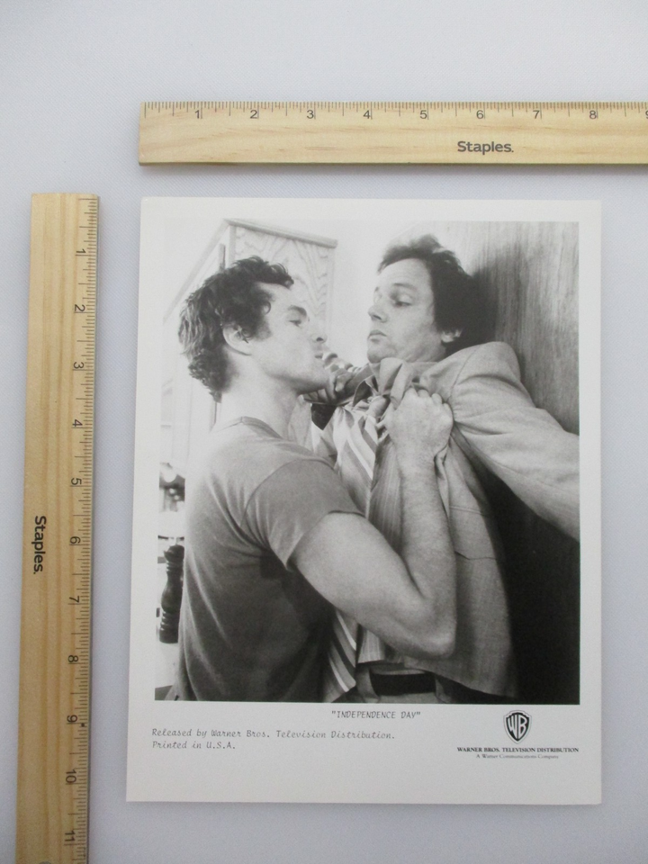 PRESS PROMO PHOTO 1983 MOVIE INDEPENDENCE DAY DAVID KEITH & CLIFF DE ...