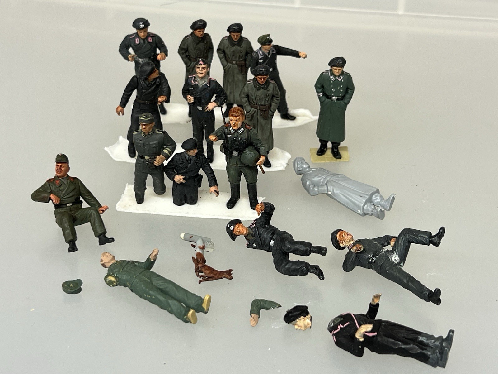 WW2 German Panzer crew figures lot, 1/35 built & finished for display ...