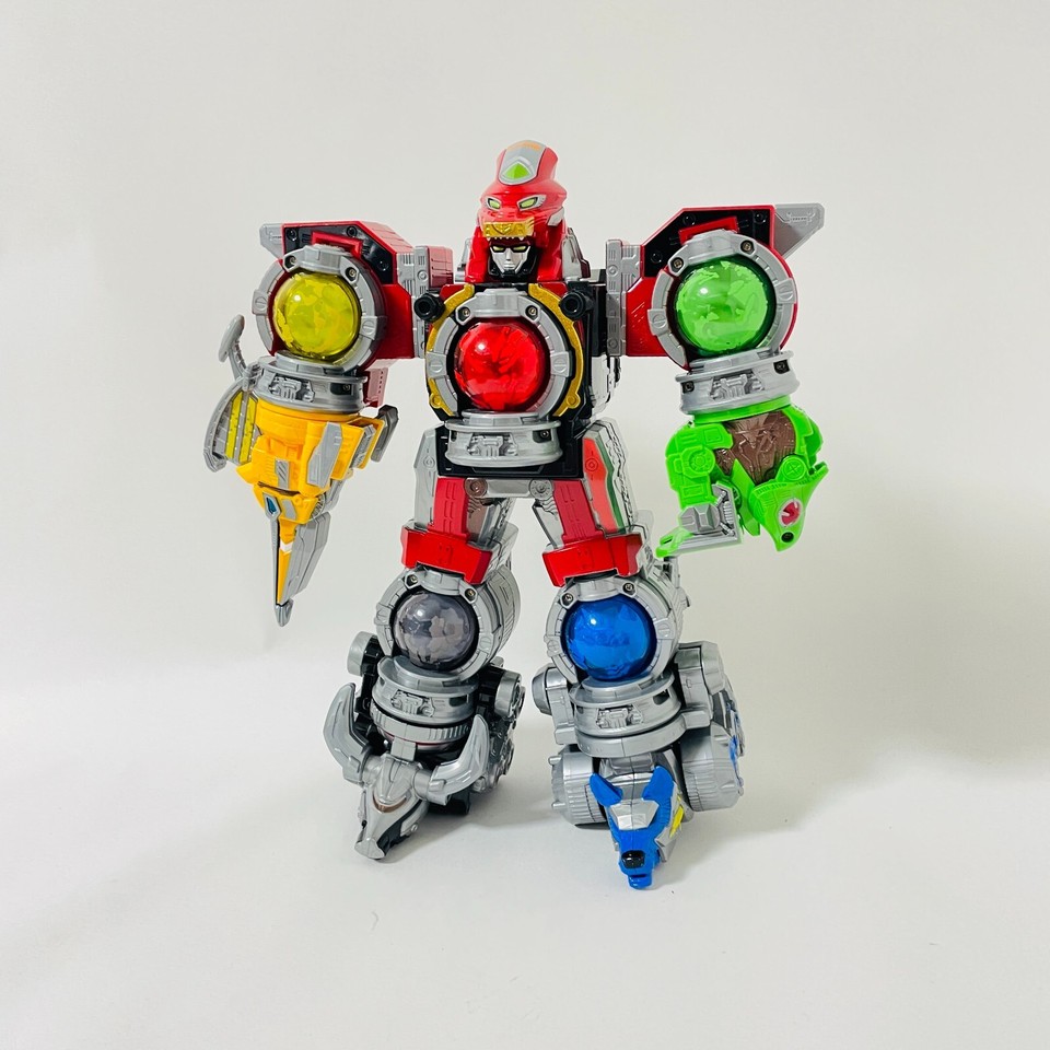 Power Rangers Uchu Sentai Kyuranger DX Kyurenoh & DX Kojishi Voyager ...
