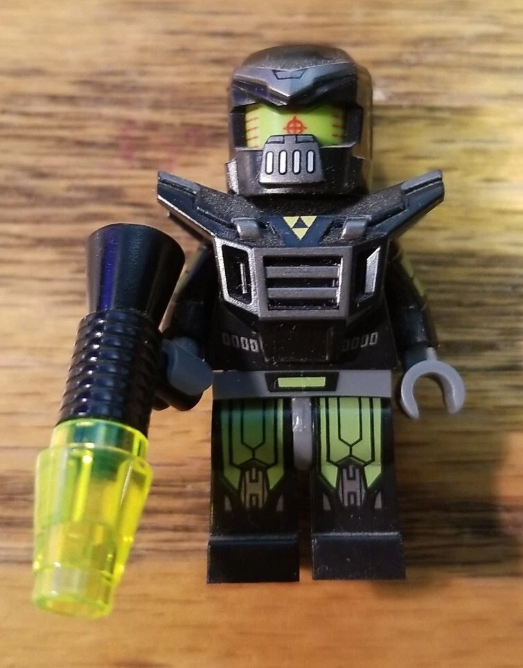 Lego Minifigures Series 11 Evil Mecha