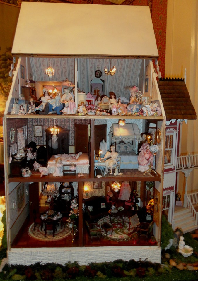 Doll House House of Broel By Artist Bonnie Broel "House of all Seasons ...