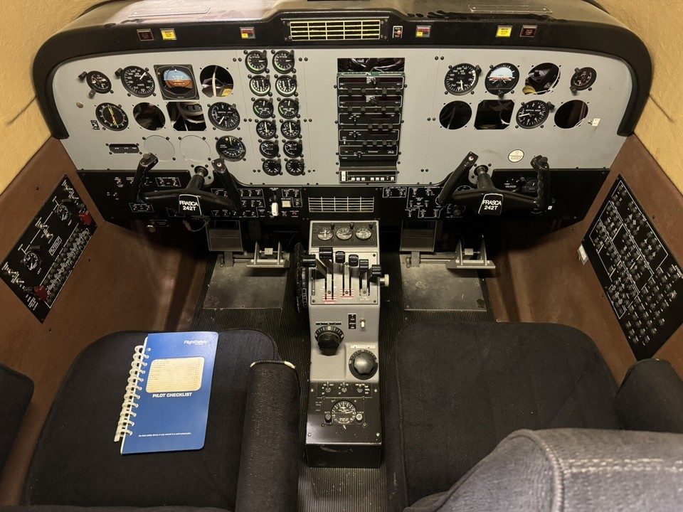 Frasca Flight Simulator Super King Air 200 | eBay