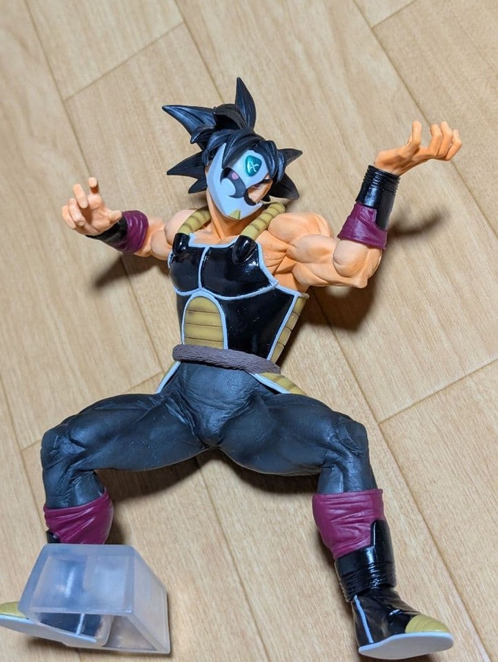 Dragon Ball Z Figure Set - Goku, Super Saiyan 4 Gogeta, Masked Saiyan ...