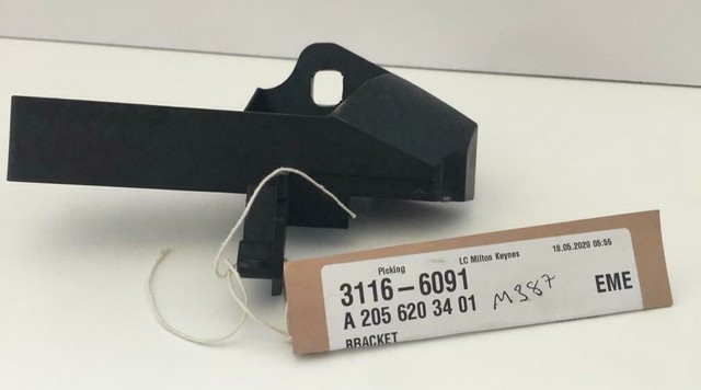 Mercedes-Benz W205 Headlight Mounting Bracket Onto Impact Bar 2016 ...