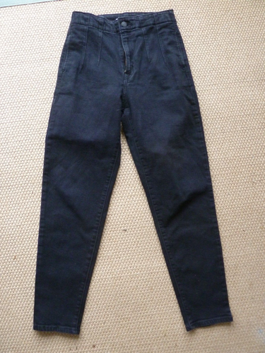LEVI'S HIGH WAISTED TAPER BLACK COTTON JEANS 25 INCH WAIST 27 INCH LEG ...