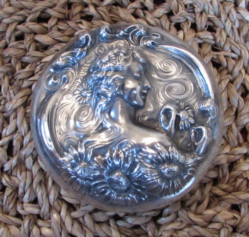 32.23g Sterling Silver Antique Art Nouveau Repousse Lady Powder Jar Lid ...