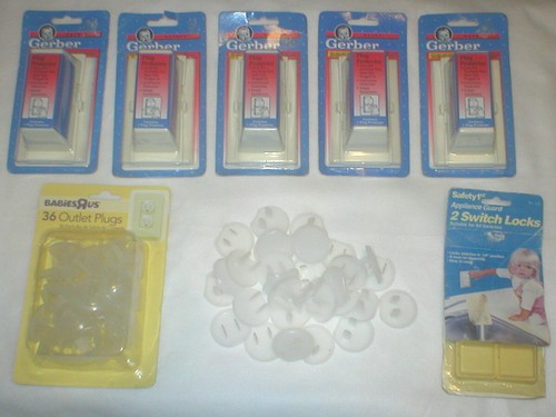 VINTAGE GERBER CHILD SAFETY PLUG PROTECTORS AND MORE LOT SOLD AS IS | eBay