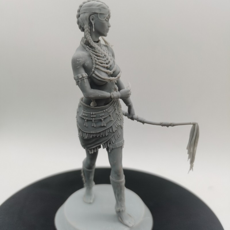 1/24 Scale 100mm Resin Figure Model Kit tribal female shooter Unpainted ...