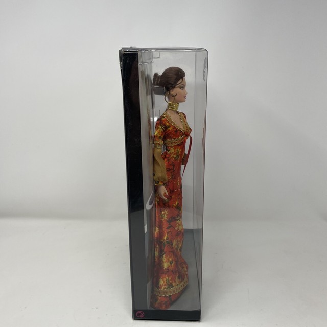 Solitaire Live and Let Die James Bond 007 Barbie Doll 2010 Mattel T4551 ...