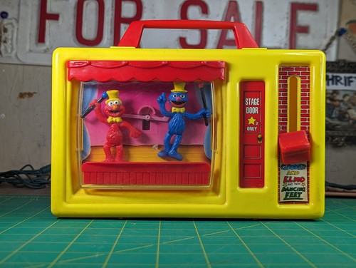 ILLCO Muppets Now Playing Grover Elmo Dancing TV Music VTG; | eBay