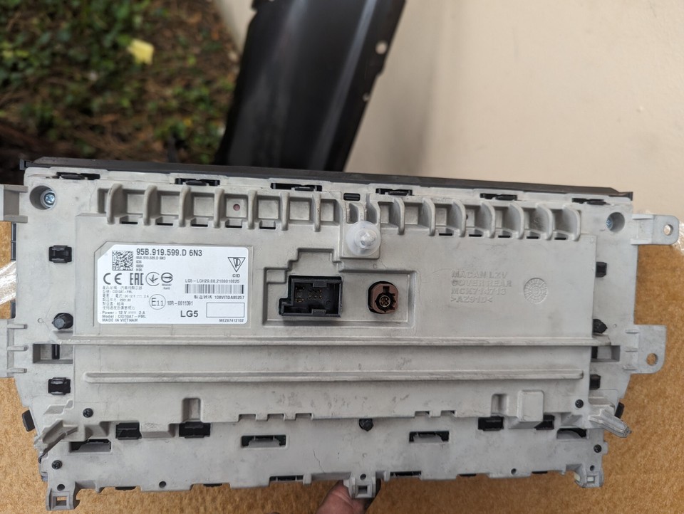 2022-2023 Porsche Macan GPS Navigation System Display Unit 95B919599E ...