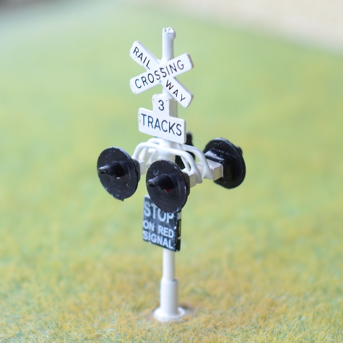 Model Railroad Grade Crossings N Model 10 Grade Crossing Signal