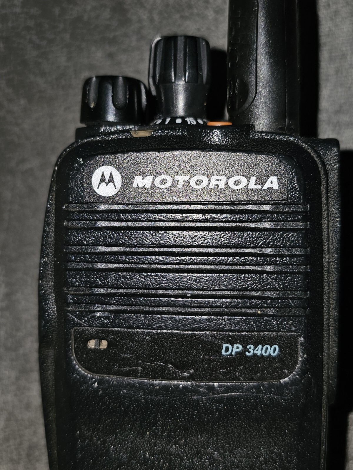 Motorola DP3400 UHF 4 Watt Two Way Radios & Covert Earpieces X 6 for ...